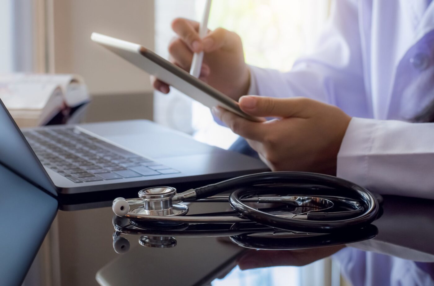 Three Benefits of Recording Surgical Videos - Theator | The Surgical ...